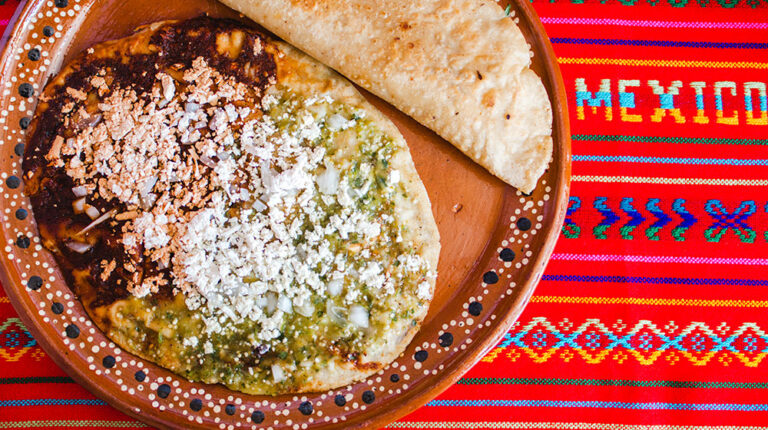 El origen de las memelas un platillo tradicional Mexicano - Hola Carolina